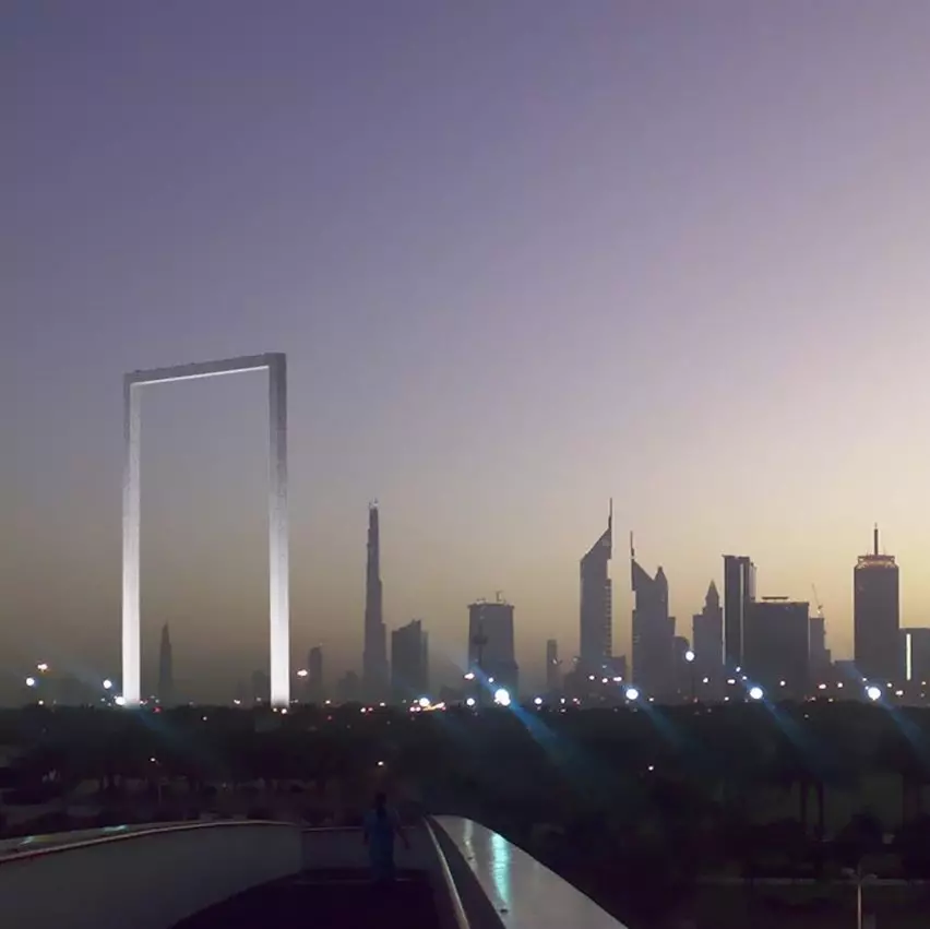 Minggu ini, Dubai mendapat bangunan baharu oleh OMA dan menara Frame di bandar itu semakin hampir siap 59360_1