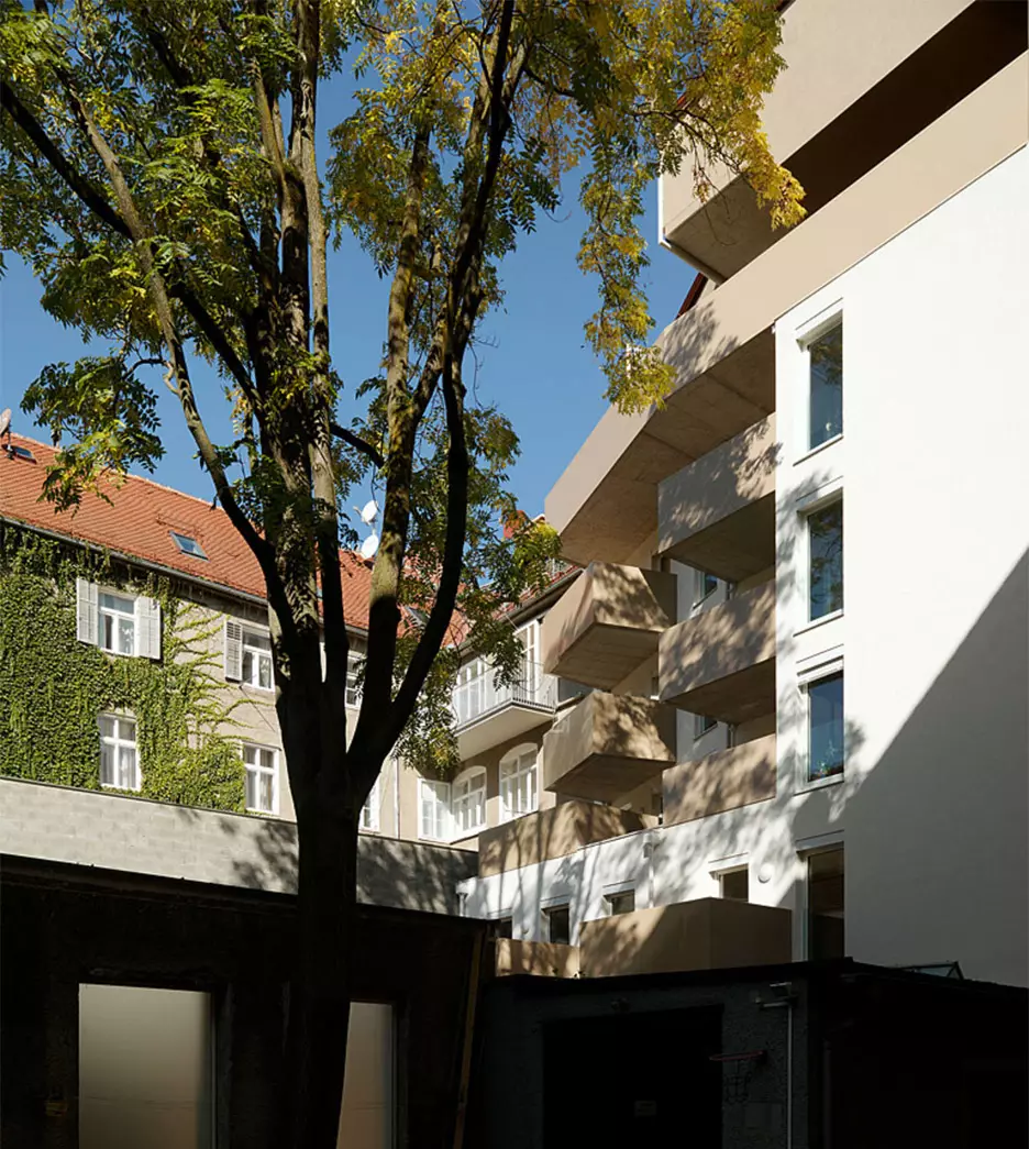 Stadthaus Ballhausgasse ili kuća slomljenog ogledala u Austriji od Hope of Glory architektur