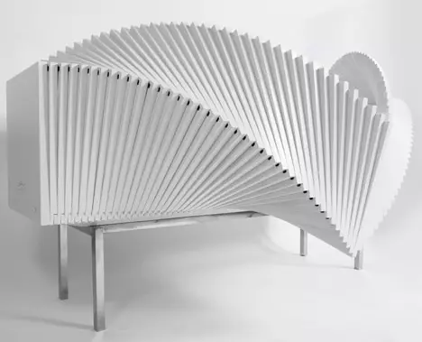 Sebastian Errazuriz نىڭ دولقۇن كابىنېتى