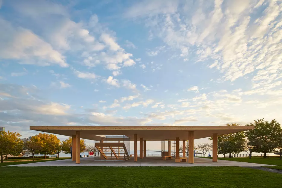 शिकागो वास्तुकला द्विवार्षिक 2015 के लिए अल्ट्रामॉडर्न द्वारा लेकफ्रंट कियोस्क