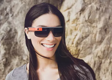 An kera Google Glass ne ta hanyar zana da hannu, in ji mai zanen jagora Isabelle Olsson