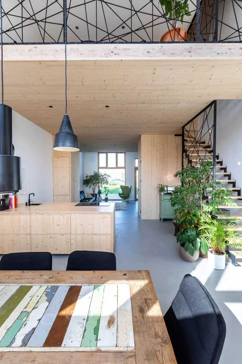 Amsterdam Buiksloterham deur Fem Architects