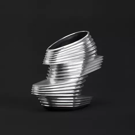 NOVA Shoe naZaha Hadid yeUnited Nude