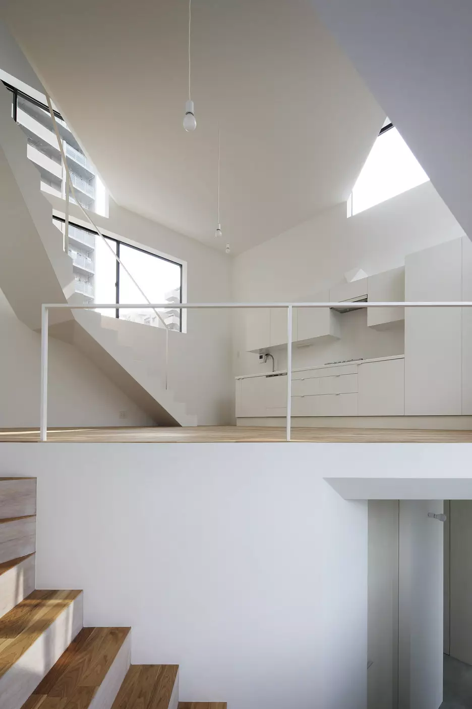 Spiral Window House nataon'i Alphaville Architects