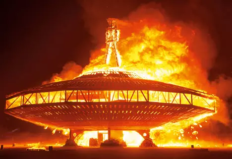 NK Guy រូបថតរបស់ Art of Burning Man