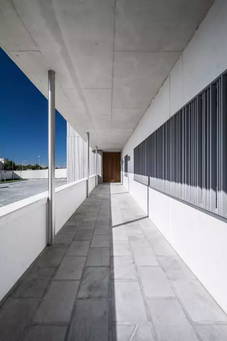 Monastery Royal ee Santa Catalina de Siena waxaa qoray Hernandez Arquitectos