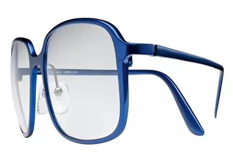 La collection de lunettes de Marc Newson pour Safilo fait ses débuts à Milan