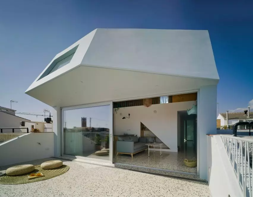 The Beach House ka Laura Ortín Architecture