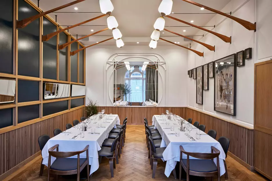 Ristorante Modern Pantry di AvroKo