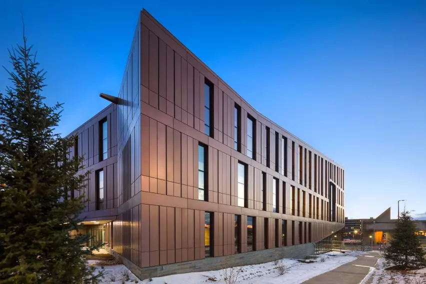 University of Massachusetts Amhersts designskola av Leers Weinzapfel Associates
