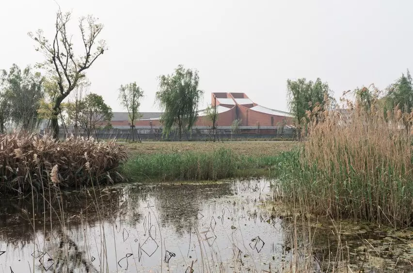 Esterno del TaoCang Art Center di Roarc Renew a Jiaxing, Cina