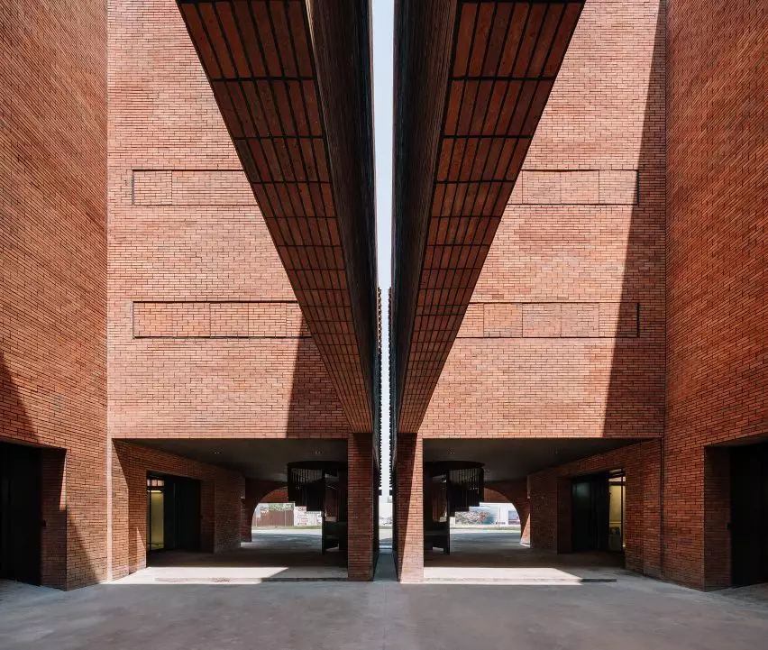 Exterior del TaoCang Art Center de Roarc Renew a Jiaxing, Xina