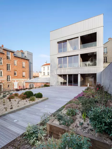 Opknapping en uitbreiding van die stadsaal van Pre Saint-Gervais deur Zoomfactor Architectes