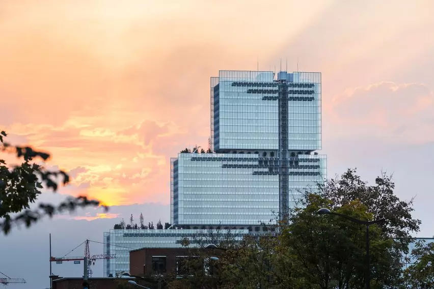 Tribiwnlys Paris Renzo Piano