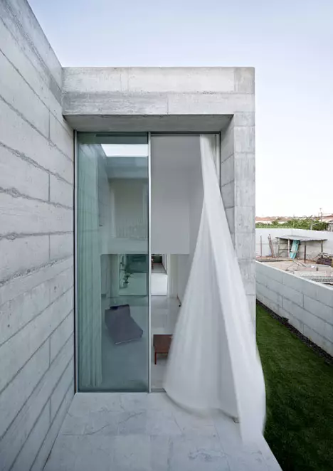 Casa a Moreira di Phyd Arquitectura