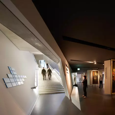 Dresden Museum of Military History ndi Daniel Libeskind