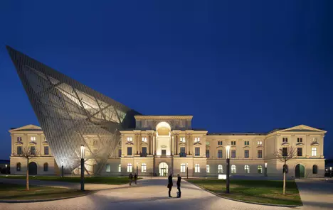 Dresden Museum of Military History nipa Daniel Libeskind