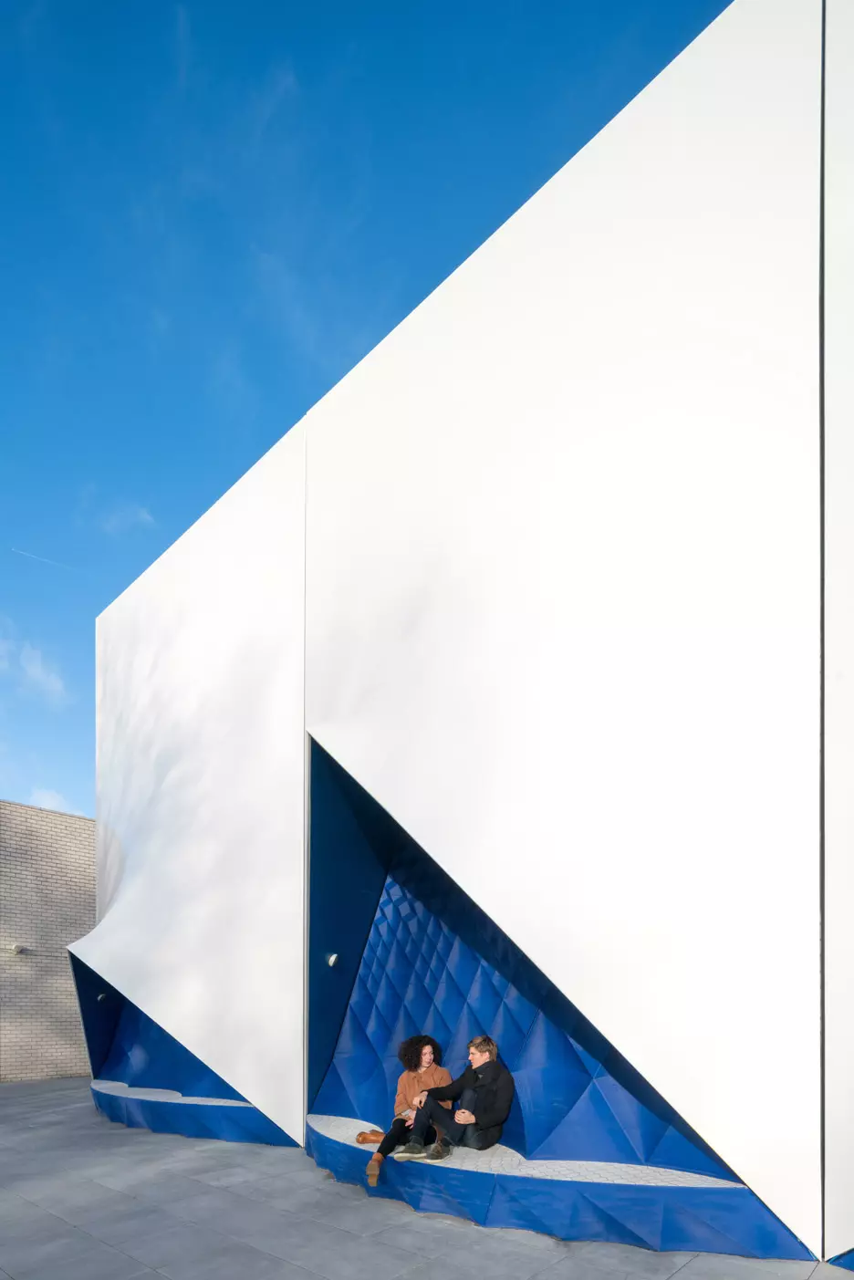 پرینت سه بعدی نمای ساختمان اتحادیه اروپا توسط معماران هایژمانز و DUS