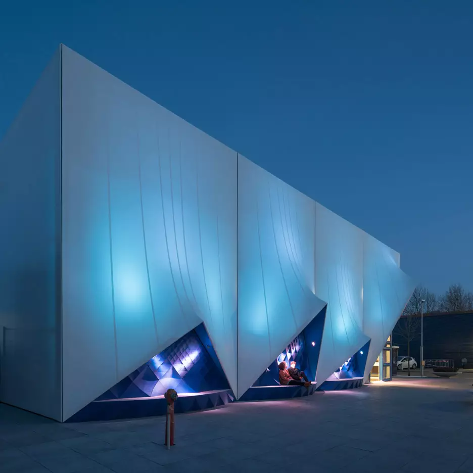 Facade vita pirinty 3D ho an'ny tranoben'ny EU nataon'i Heijmans sy DUS Architects