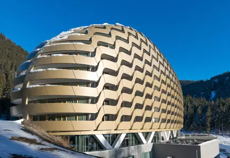 Hotel Davos oleh OIKIOS