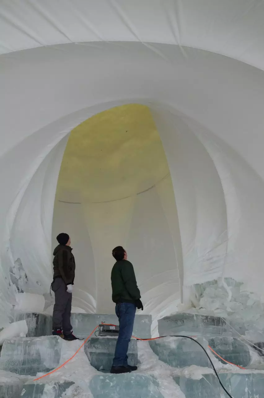 Menara Es Flamenco oleh Universitas Teknologi Eindhoven