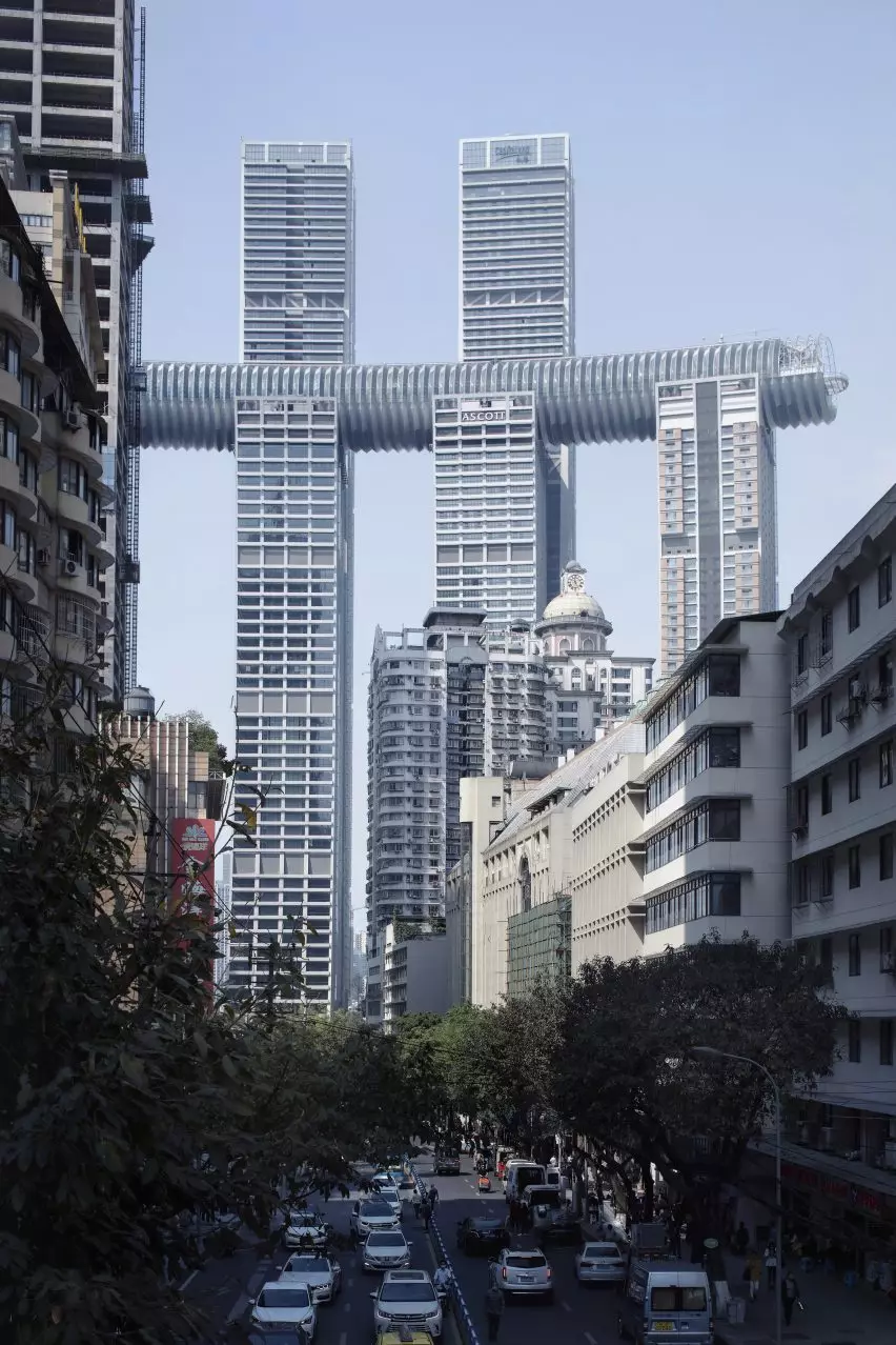Кристалът в Raffles City Chongqing от Safdie Architects