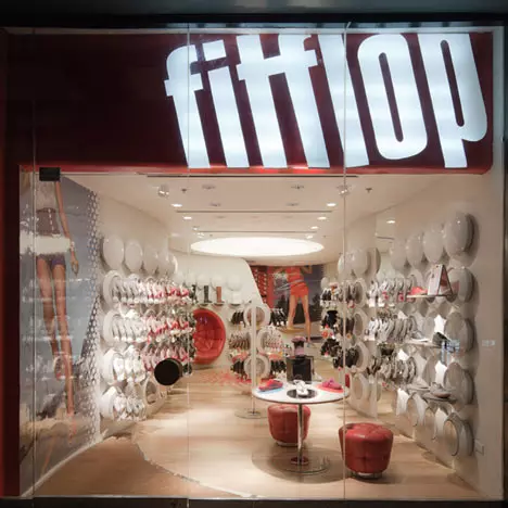 FitFlop መደብር በሲባሪት።