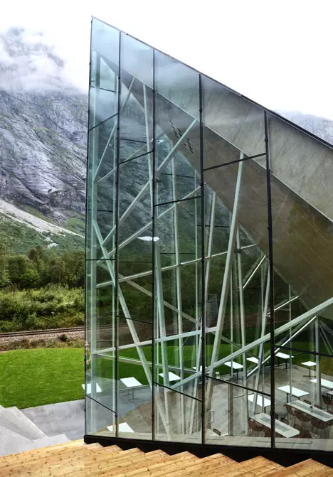 Restaurantul Trollwall de Reiulf Ramstad Architects