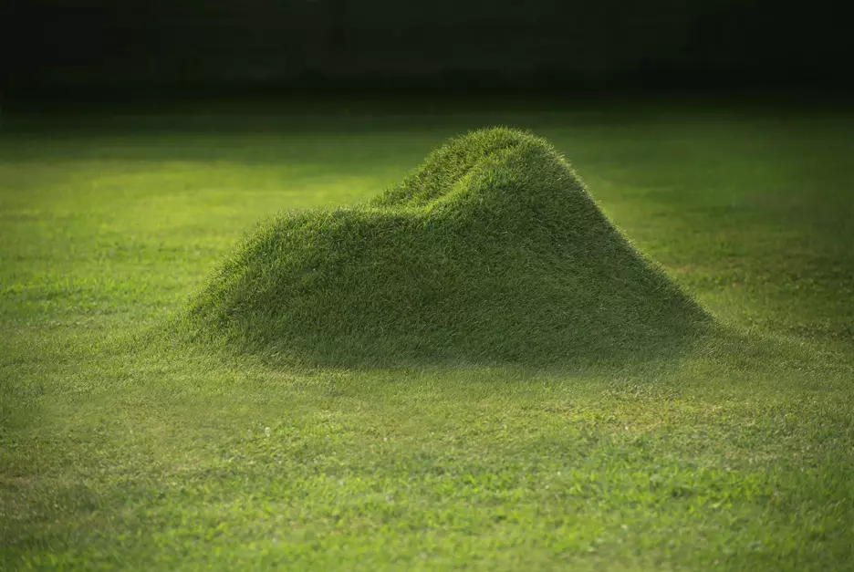 Terra grass chair ni Nucleo