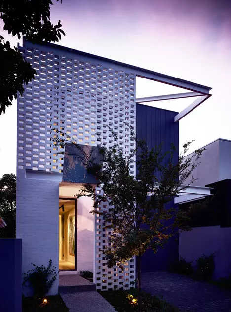 Fairbairn House v Melbourne od Inglis Architects