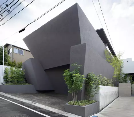 SRK_ARTechnic_Tokyo_Japan_House_dezeen_468_11