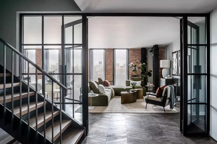 Battersea Powerstation apartment ni Michaelis Boyd