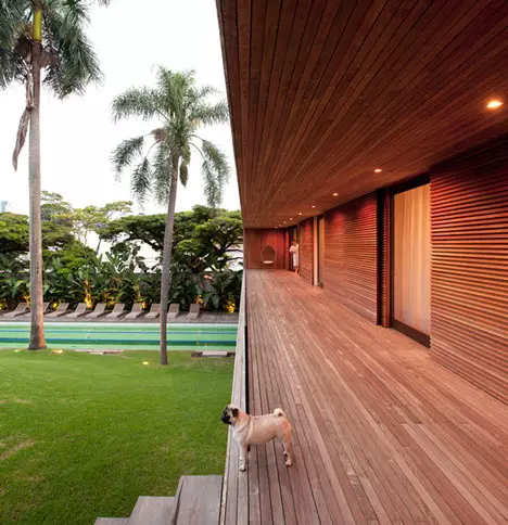 Casa Grecia door Isay Weinfeld