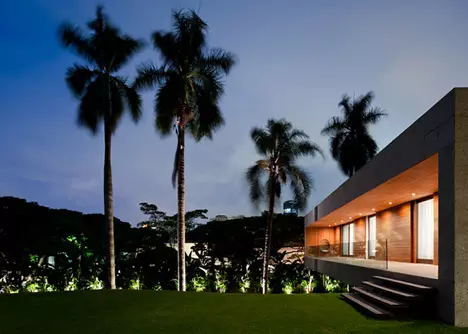 Casa Grecia ni Isay Weinfeld