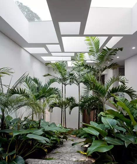 Casa Grecia door Isay Weinfeld