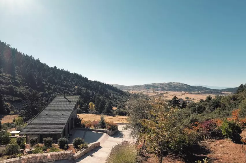 Chalet oleh Arsitektur Kokosalaki