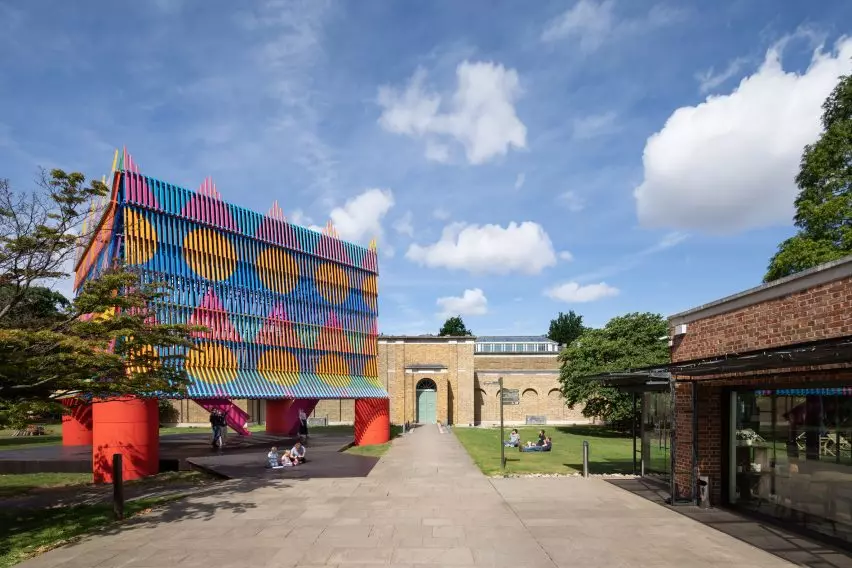Paviliun Dulwich: Istana Warna oleh Yinka Ilori dan Pricegore