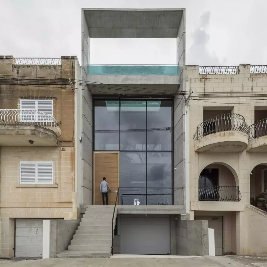 Arkitektoniske svømmebassiner: Casa B af Architrend på Malta