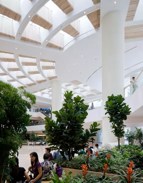 Pacific Place door Thomas Heatherwick