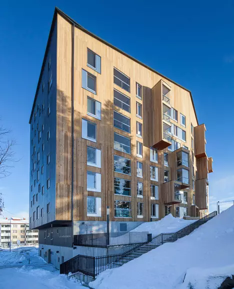 OOPEAA 设计的 Puukuokka 公寓楼