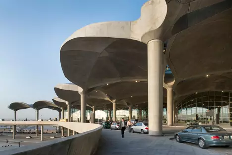 Queen Alia International Airport troch Foster + Partners