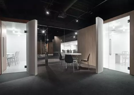 Spicebox Office de Nendo