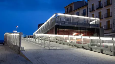 TERUEL-ZILLA! troch Mi5 Arquitectos en PKMN Architectures