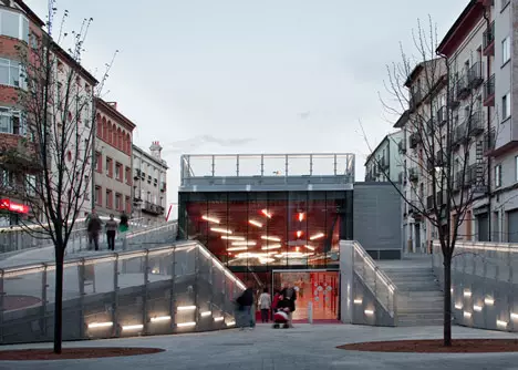 TERUEL-ZILLA! door Mi5 Arquitectos en PKMN Architectures