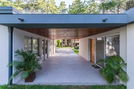 Casa en El Pinar, autors Estudio Biagioni Pecorari Arquitectos