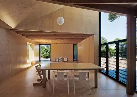 Karri Loop House por MORQ