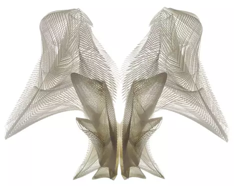 Mostra di Iris van Herpen all'International Center for Lace and Fashion