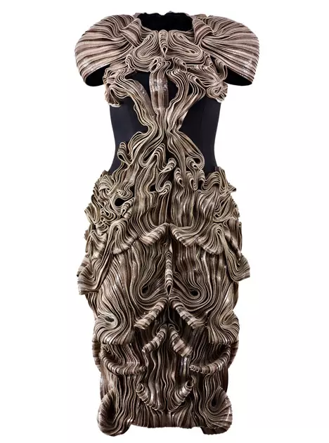 Iris van Herpen exhibition sa International Center for Lace and Fashion
