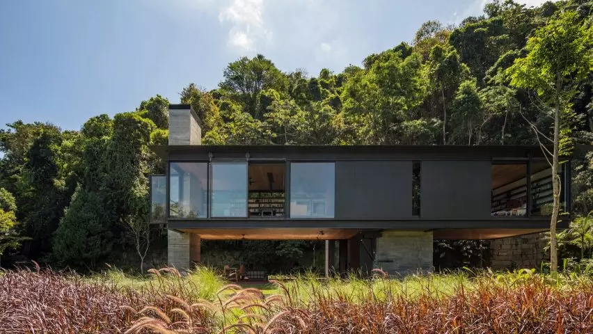 Olson Kundig's Rio House wa lara awọn apẹrẹ ti o bori ni AIA's Housing Awards.