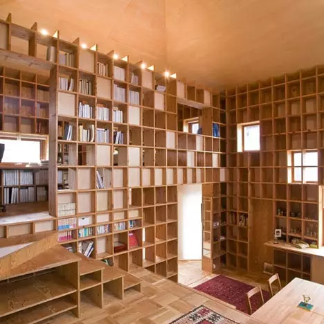 Shelf-Pod deur Kazuya Morita Architecture Studio